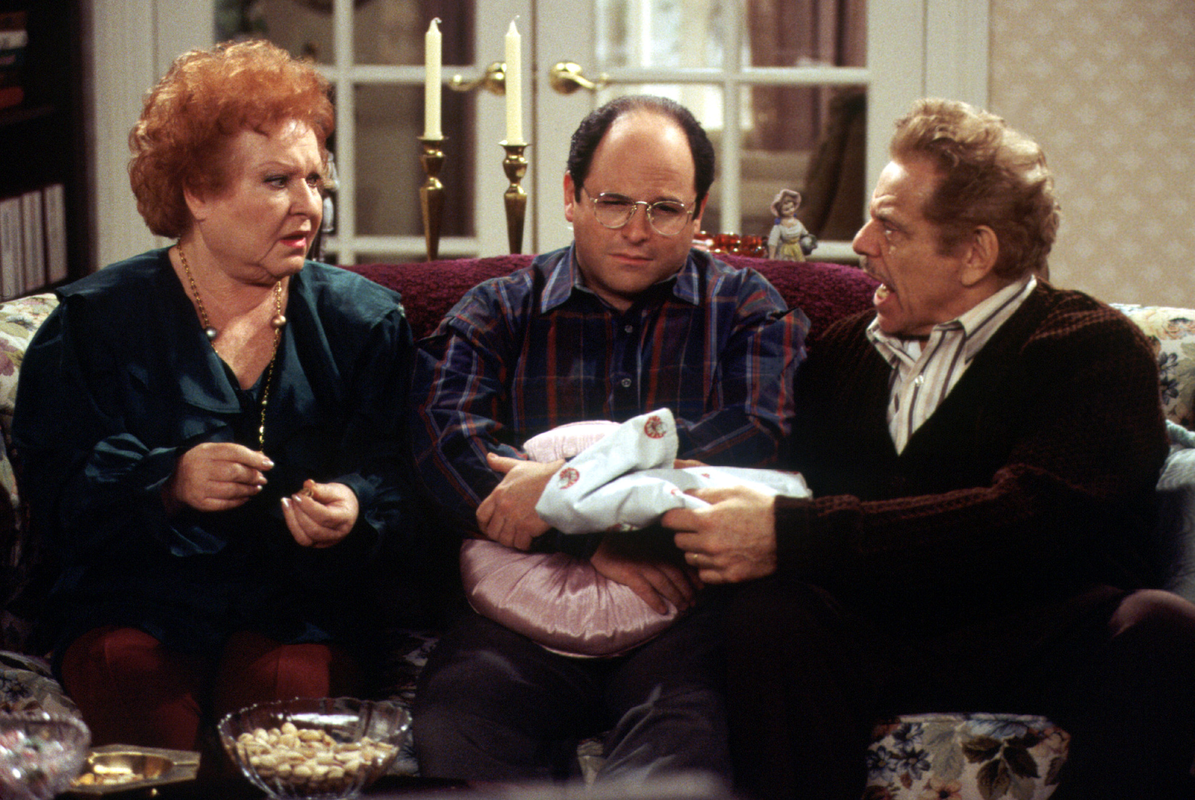 Netflix splurges on Seinfeld to survive the streaming wars - Sherwood News