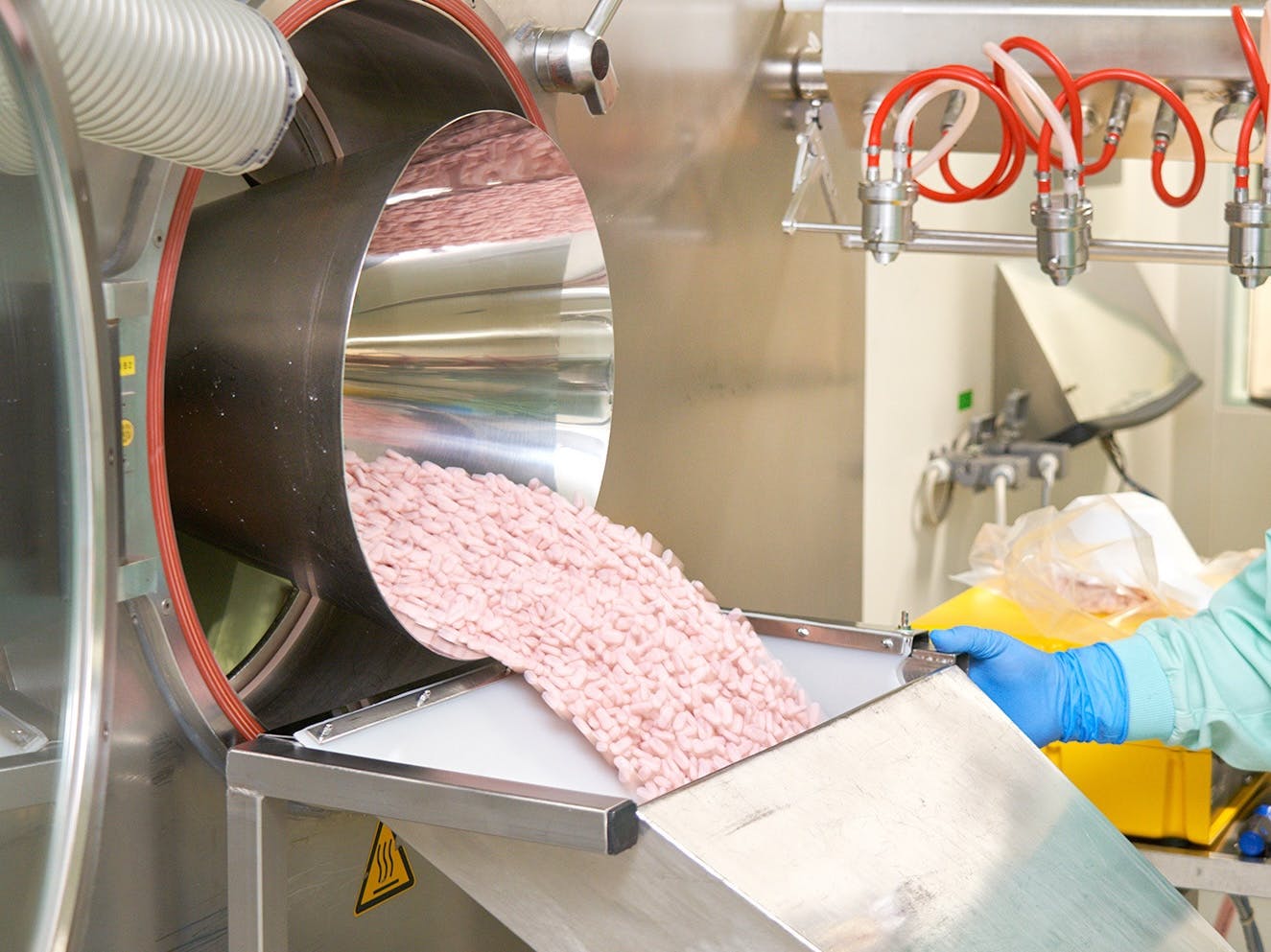 Pfizer falls after 2026 guidance falls short of analysts’ expectations ...